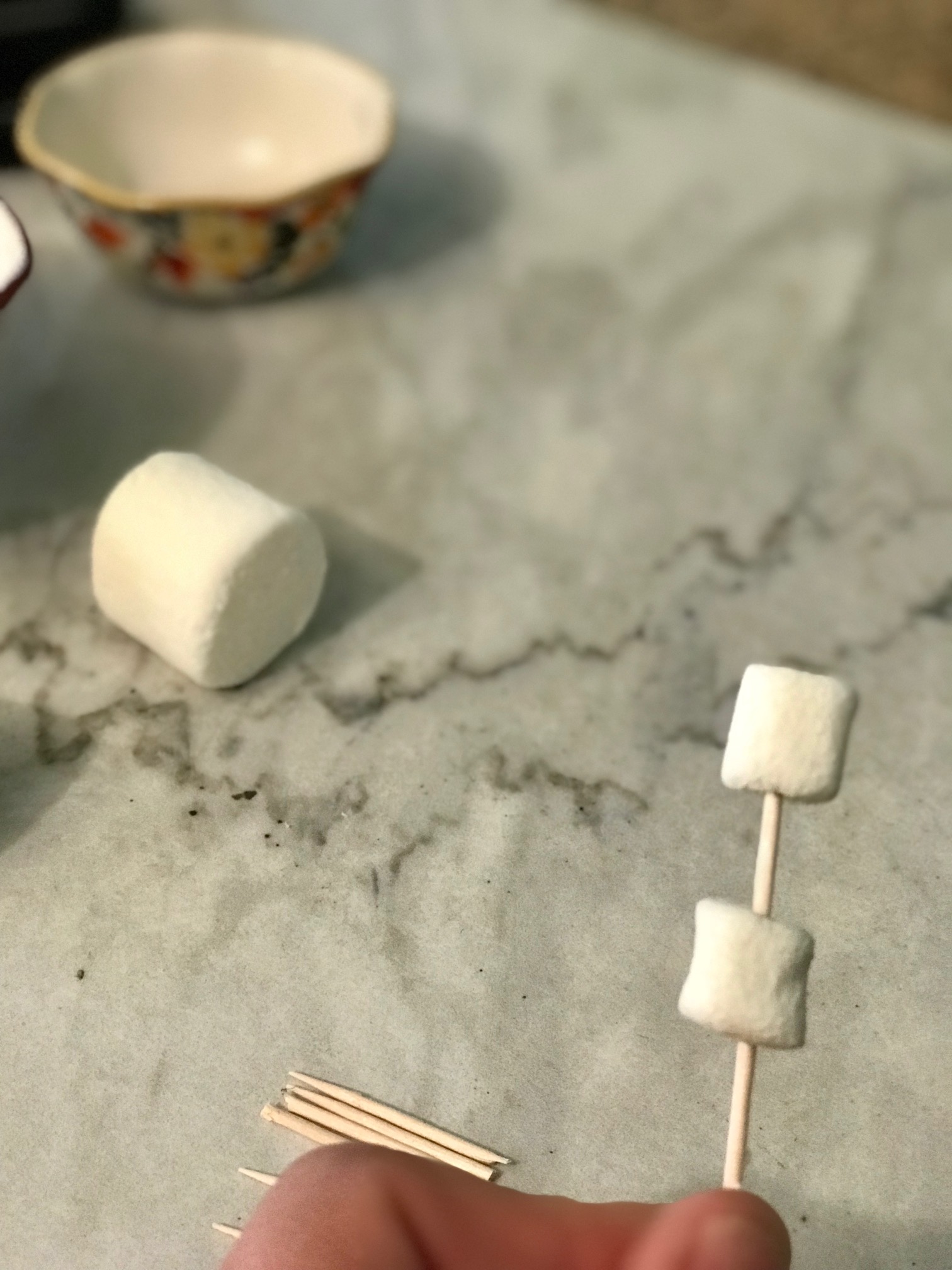 Magical Christmas Marshmallow Ideas: How to Make DIY Snowflakes - Home ...