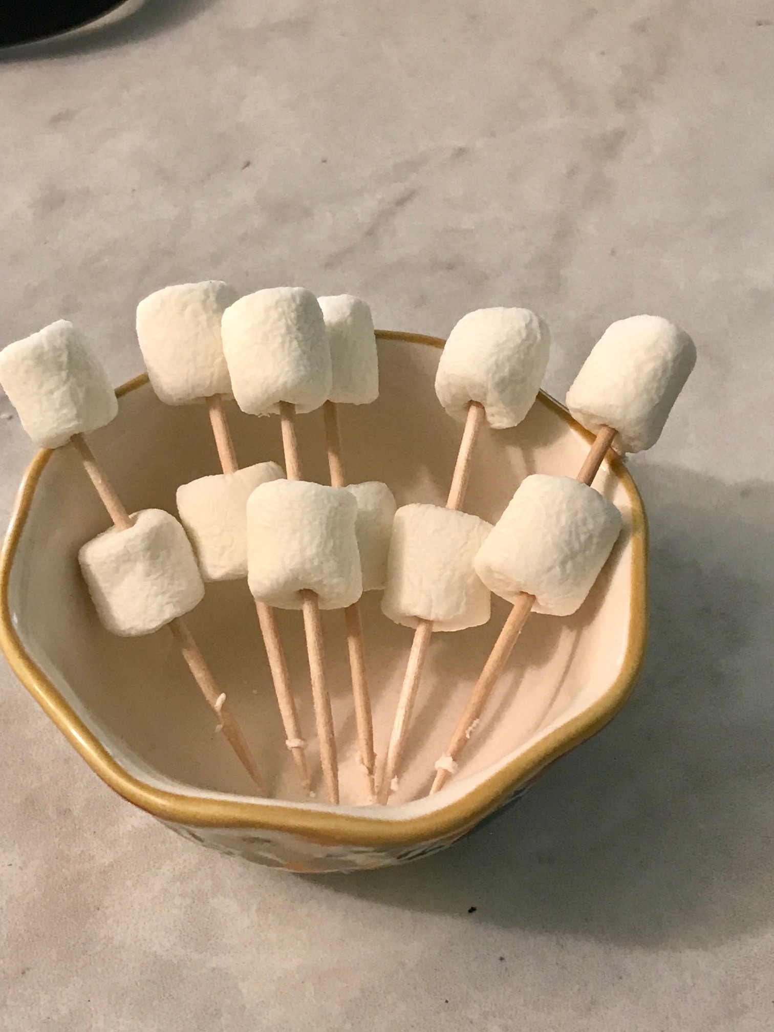 Magical Christmas Marshmallow Ideas: How to Make DIY Snowflakes - Home ...