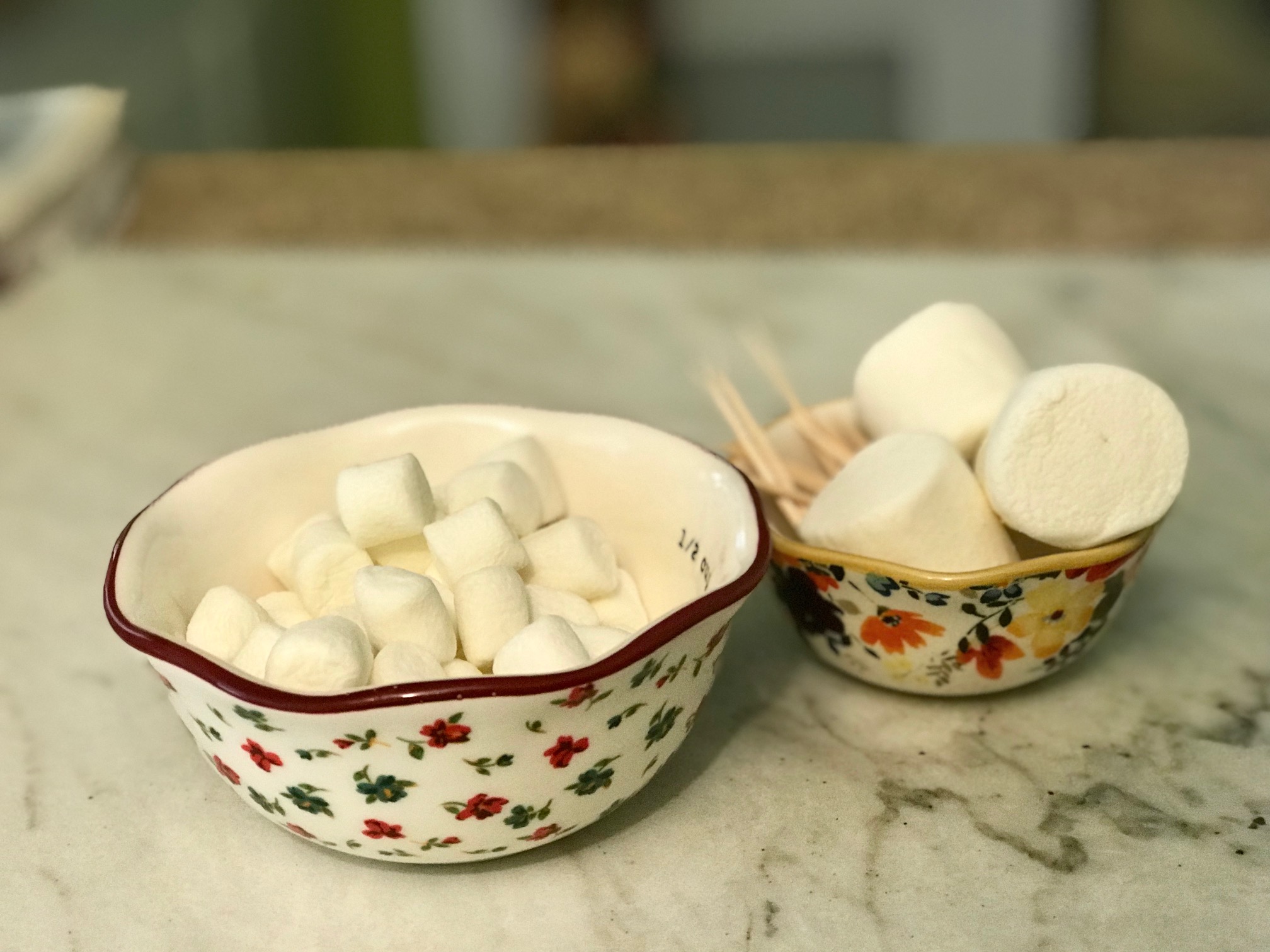 Magical Christmas Marshmallow Ideas: How to Make DIY Snowflakes - Home ...