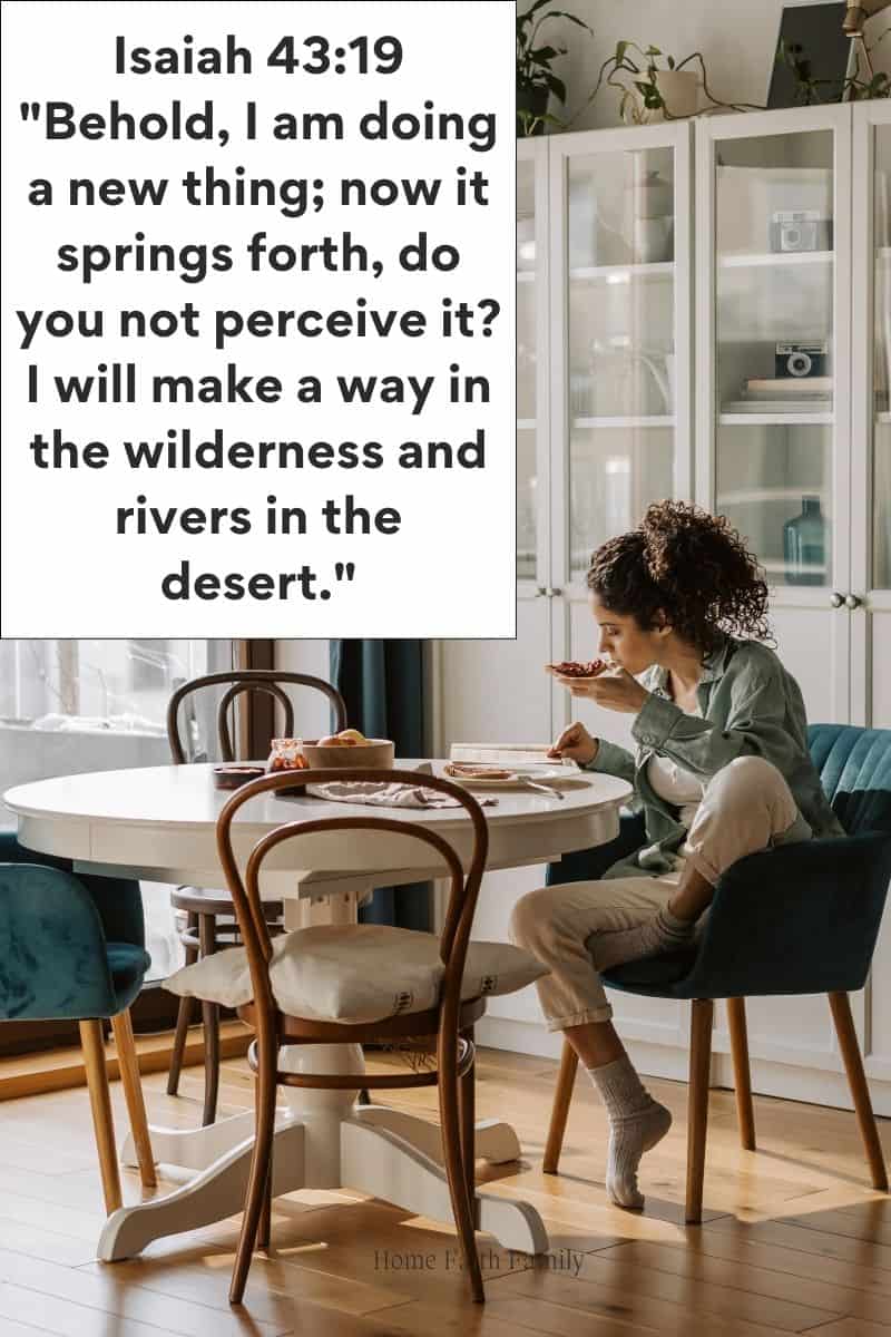 29 Life-Changing New Year Bible Quotes For 2025 - Home Faith Family