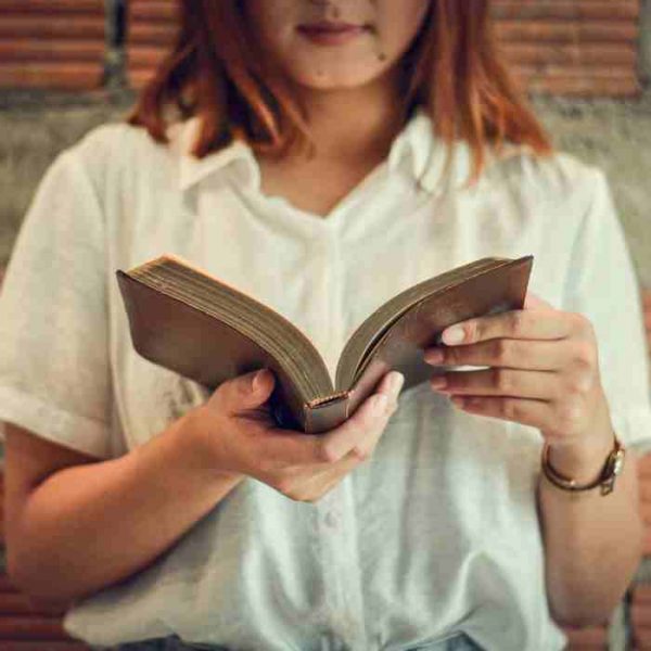 The Complete Guide to Deborah: Characteristics and Lessons - Home Faith ...